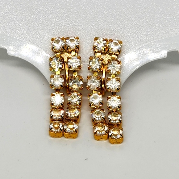 Trifari | Jewelry | Trifari Elegant Drop Dangle Chandelier Clip On ...